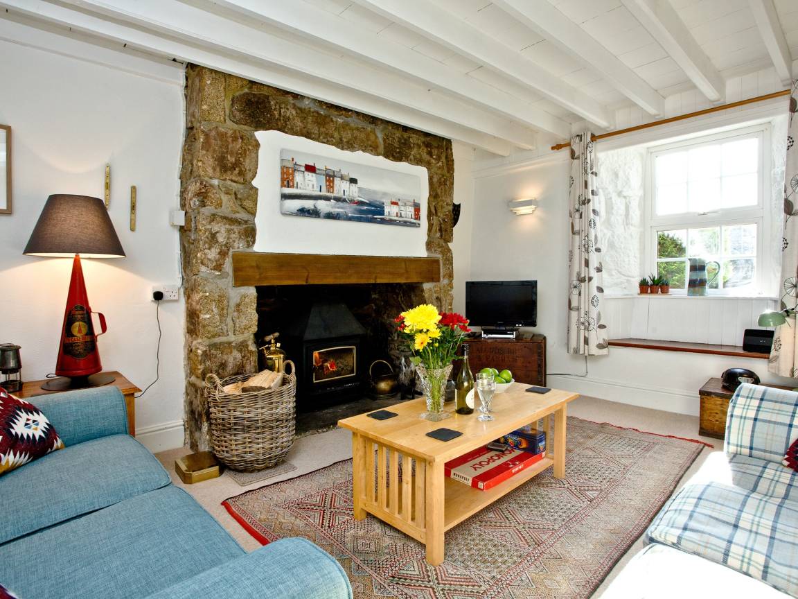 Cottage ∙ 2 Bedrooms ∙ 4 Guests - Saint Just