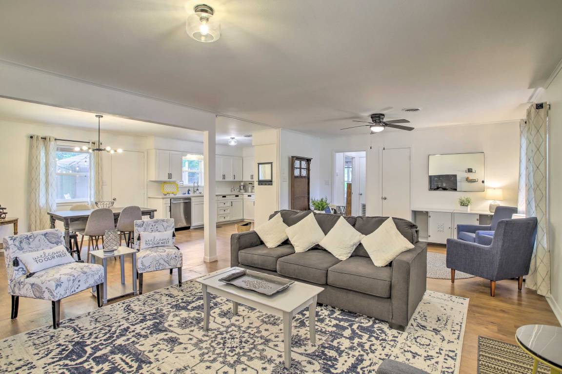 162 M² House ∙ 3 Bedrooms ∙ 10 Guests - Brenham, TX