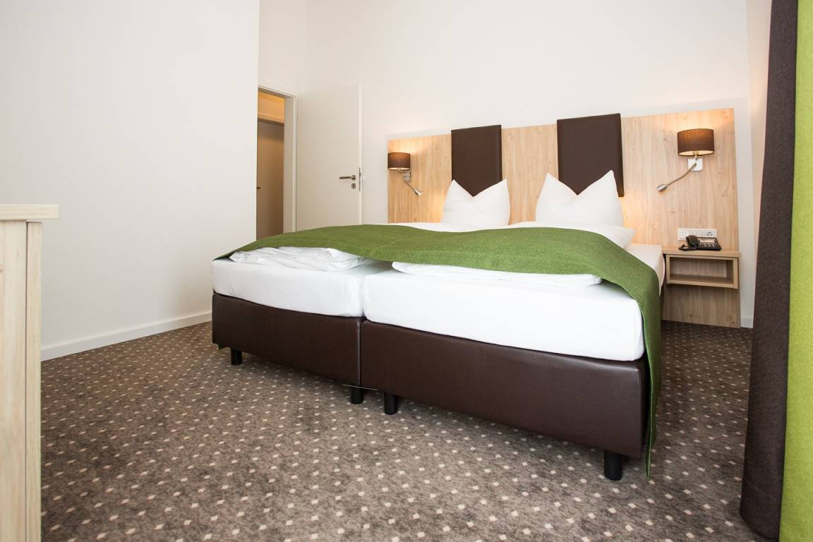 Ferienwohnung ∙ 1 Schlafzimmer ∙ 4 Gäste - Hausen