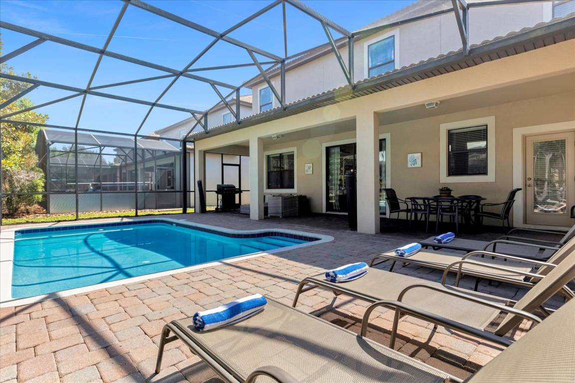 335 M² Casa ∙ 7 Quartos ∙ 23 Hóspedes - Davenport, FL