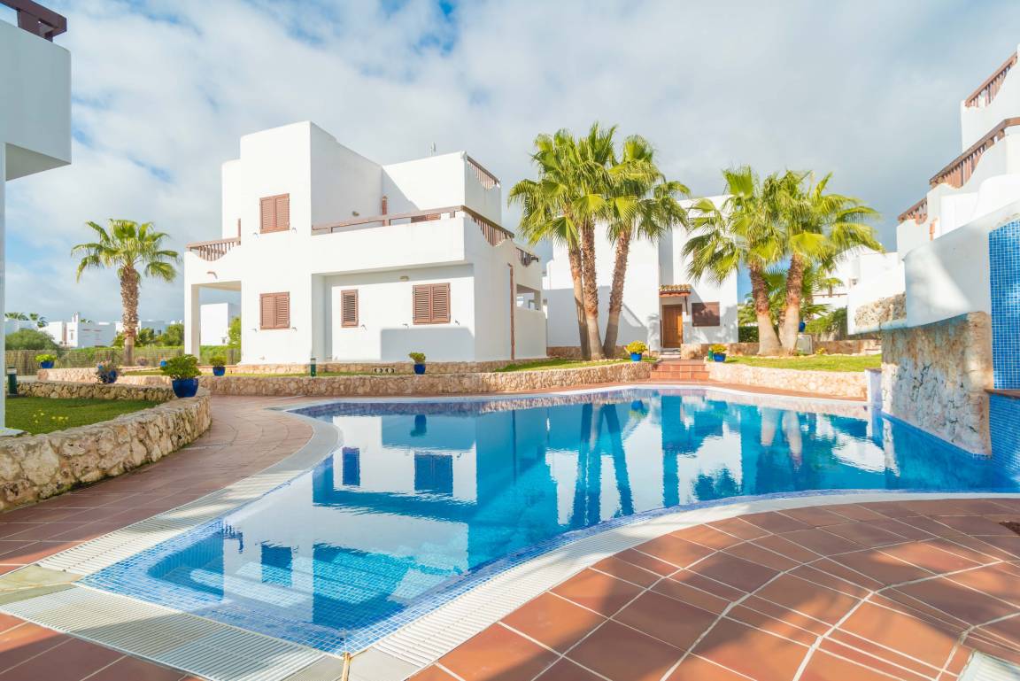 130 M² Chalet ∙ 5 Habitaciones ∙ 6 Huéspedes - Cala d'Or