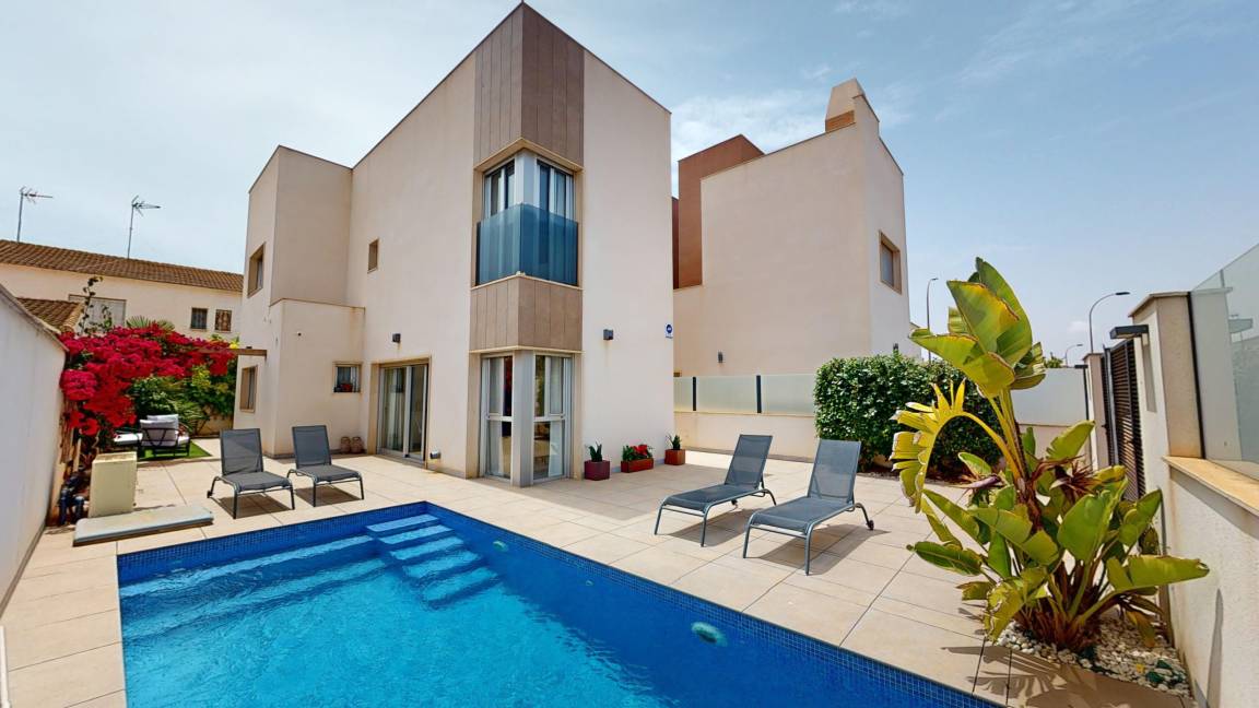 121 M² Villa ∙ 3 Schlafzimmer ∙ 6 Gäste - La Manga del Mar Menor
