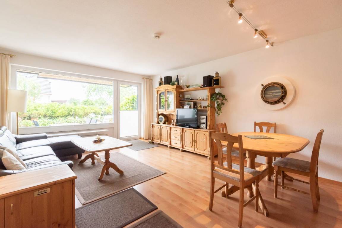 75 M² Ferienwohnung ∙ 2 Schlafzimmer ∙ 4 Gäste - Keitum