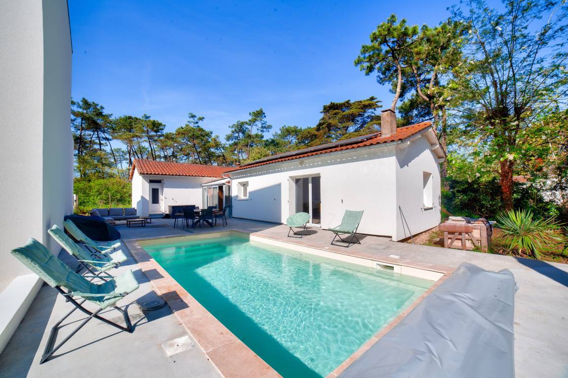90 M² House ∙ 2 Bedrooms ∙ 5 Guests - Angles