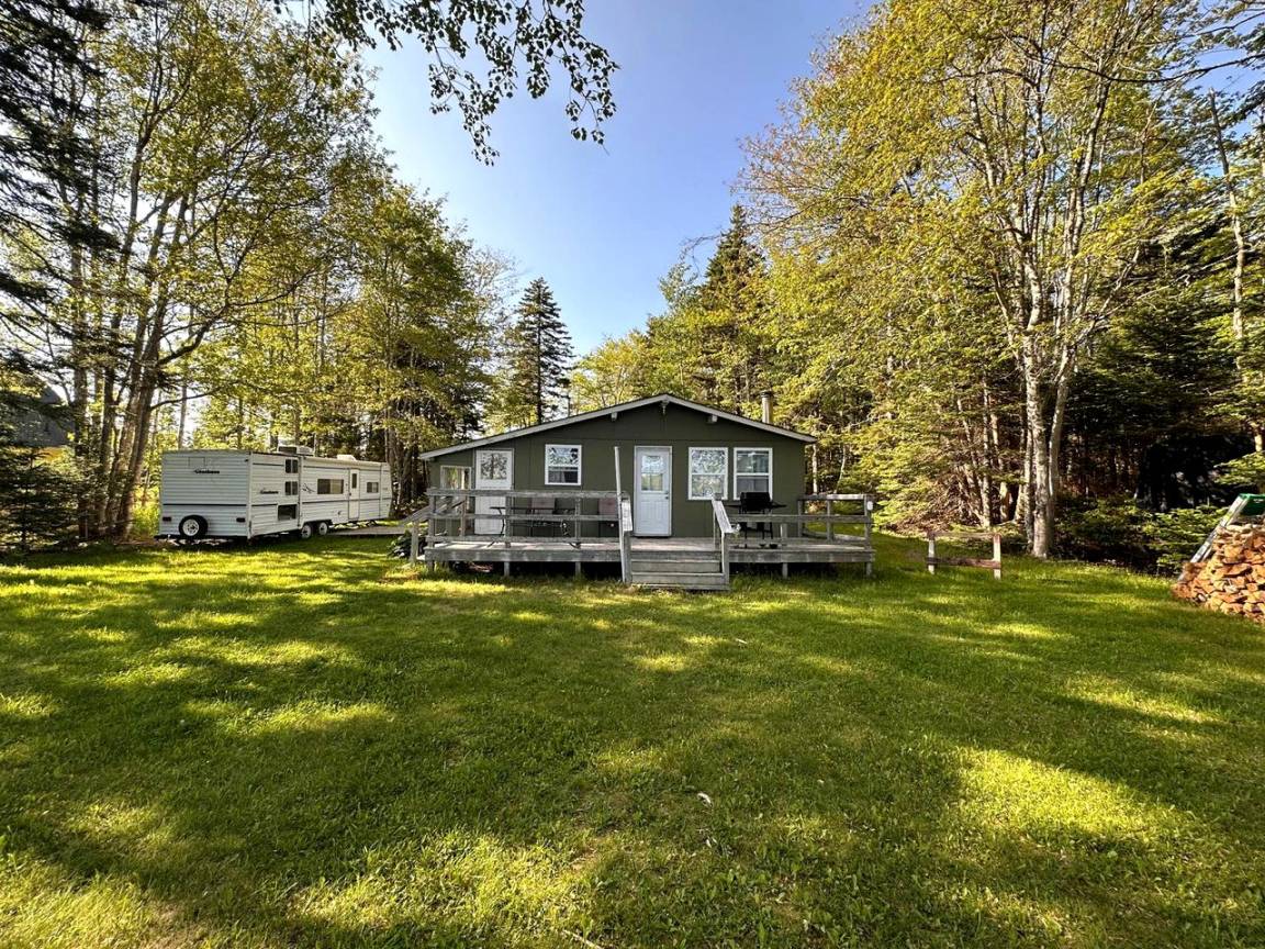 Ferienhaus ∙ 1 Schlafzimmer ∙ 8 Gäste - Kentville
