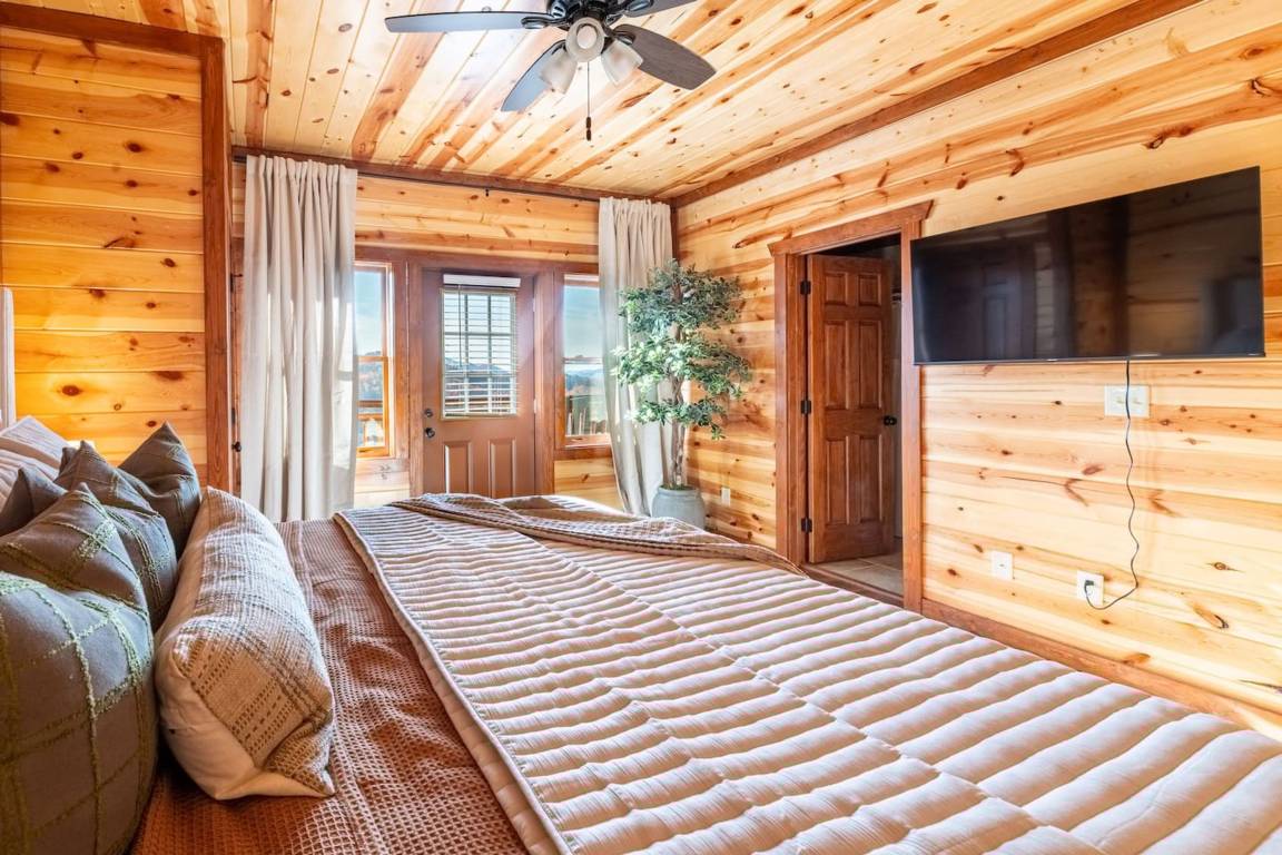 334 M² Apartment ∙ 4 Bedrooms ∙ 10 Guests - Townsend, TN