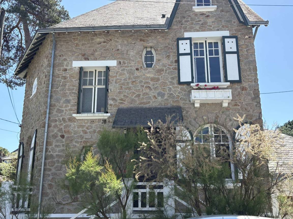 120 M² Villa ∙ 5 Bedrooms ∙ 12 Guests - La Baule-Escoublac