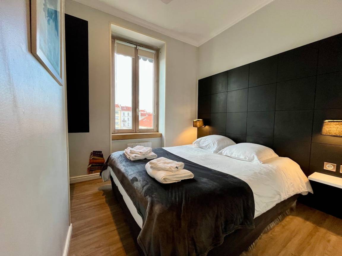 30 M² Appartamento Vacanza ∙ 1 Camera Da Letto ∙ 3 Ospiti - Lione