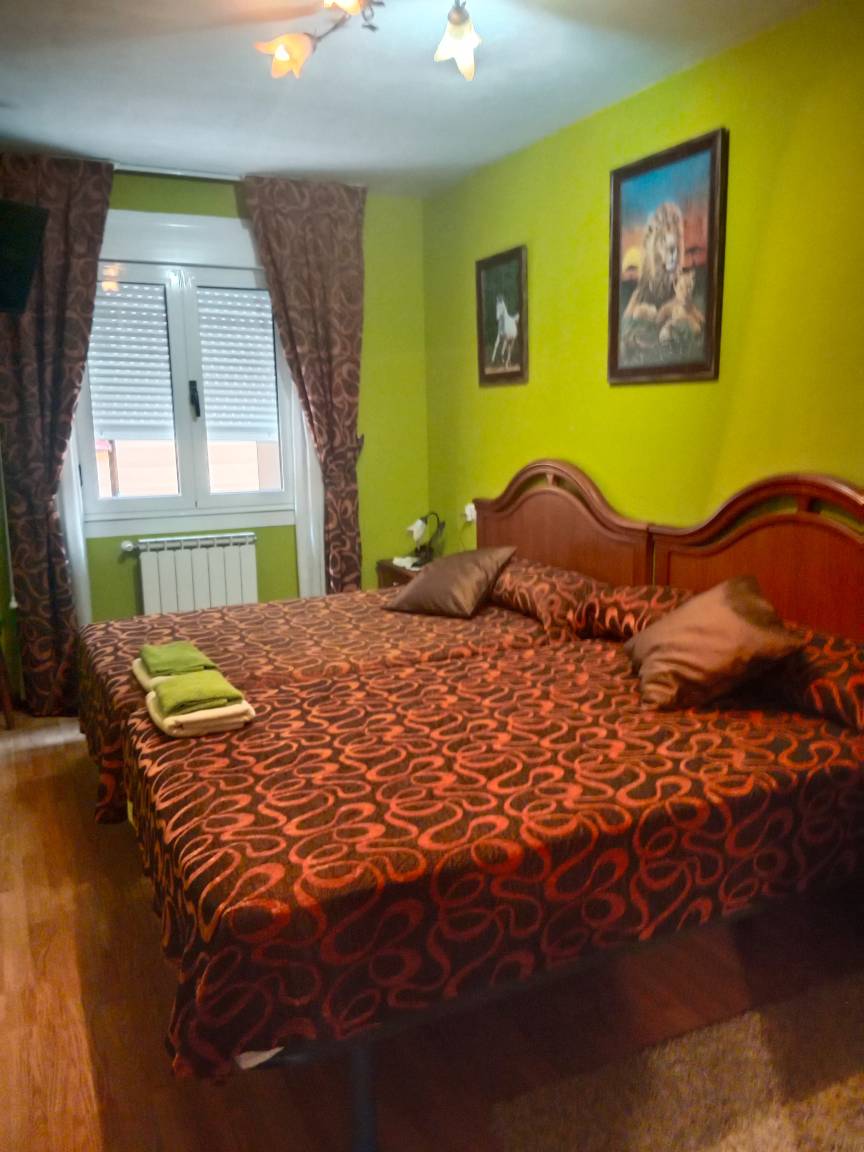 99 M² Apartamento ∙ 2 Habitaciones ∙ 4 Huéspedes - Cangas de Onís