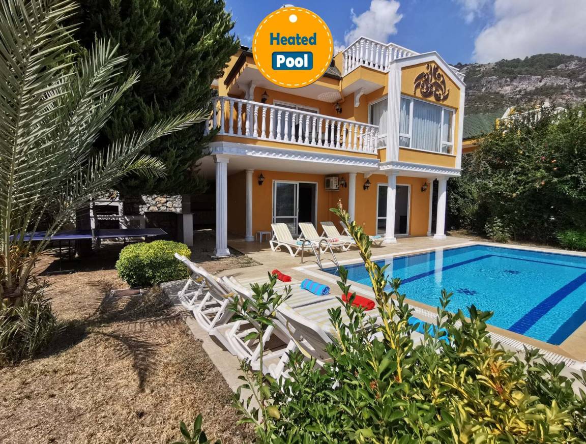 440 M² Villa ∙ 8 Bedrooms ∙ 16 Guests - Alanya