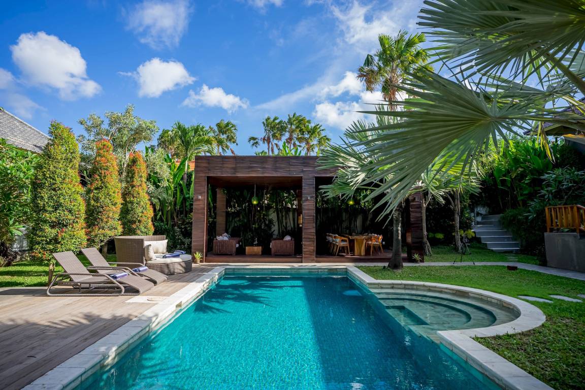 Apartment ∙ 5 Bedrooms ∙ 10 Guests - Canggu