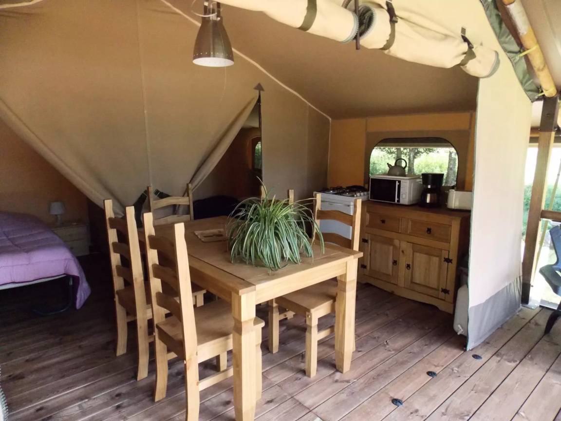 24 M² Mobil-home ∙ 1 Chambre ∙ 5 Personnes - Nièvre