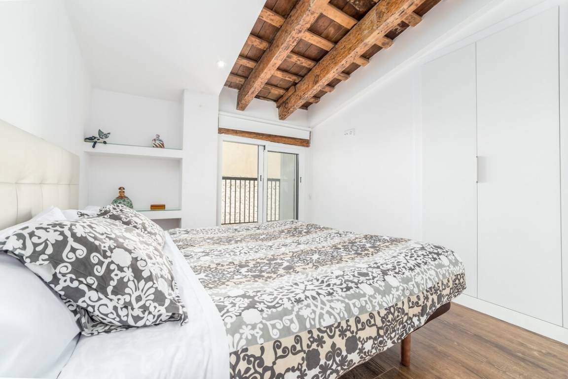 50 M² Apartamento ∙ 2 Habitaciones ∙ 5 Huéspedes - Valencia
