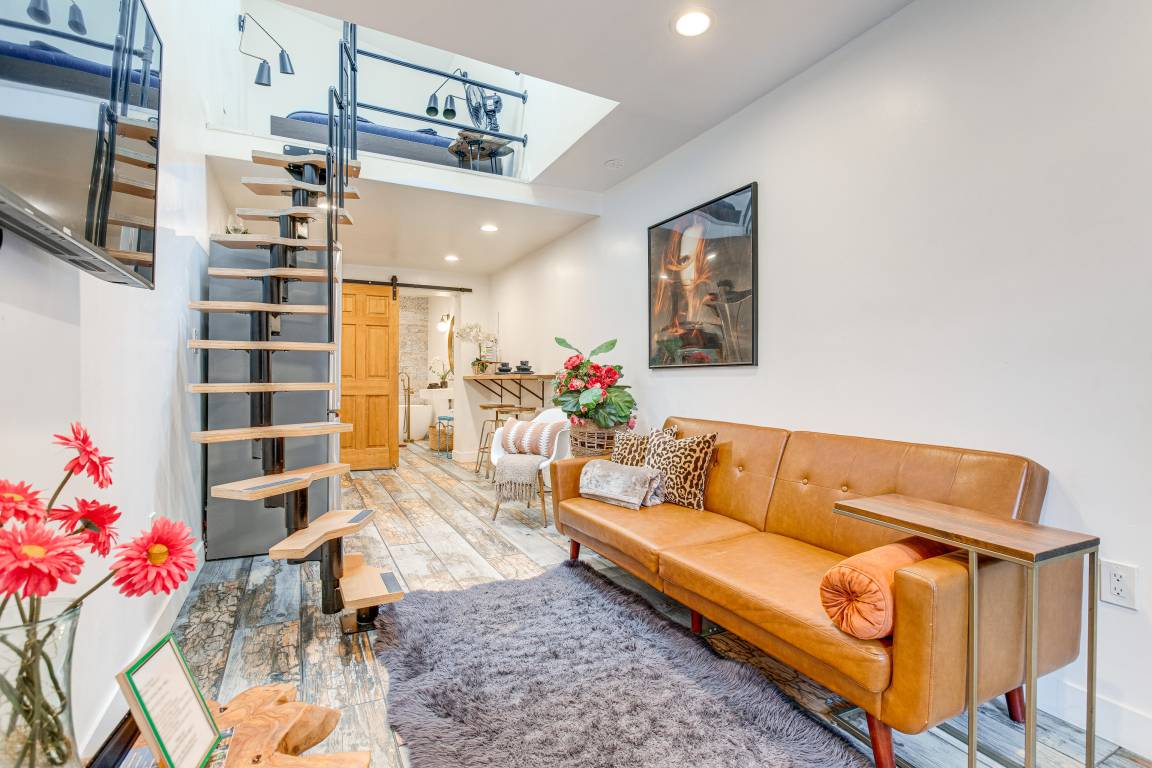 26 M² Apartment ∙ 2 Guests - East Colfax Avenue – Denver

