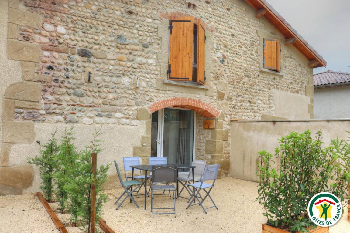 117 M² Gîte ∙ 3 Chambres ∙ 6 Personnes - Romans-sur-Isère