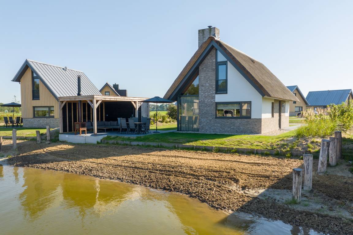 75 M² Bungalow ∙ 3 Habitaciones ∙ 6 Huéspedes - Drente
