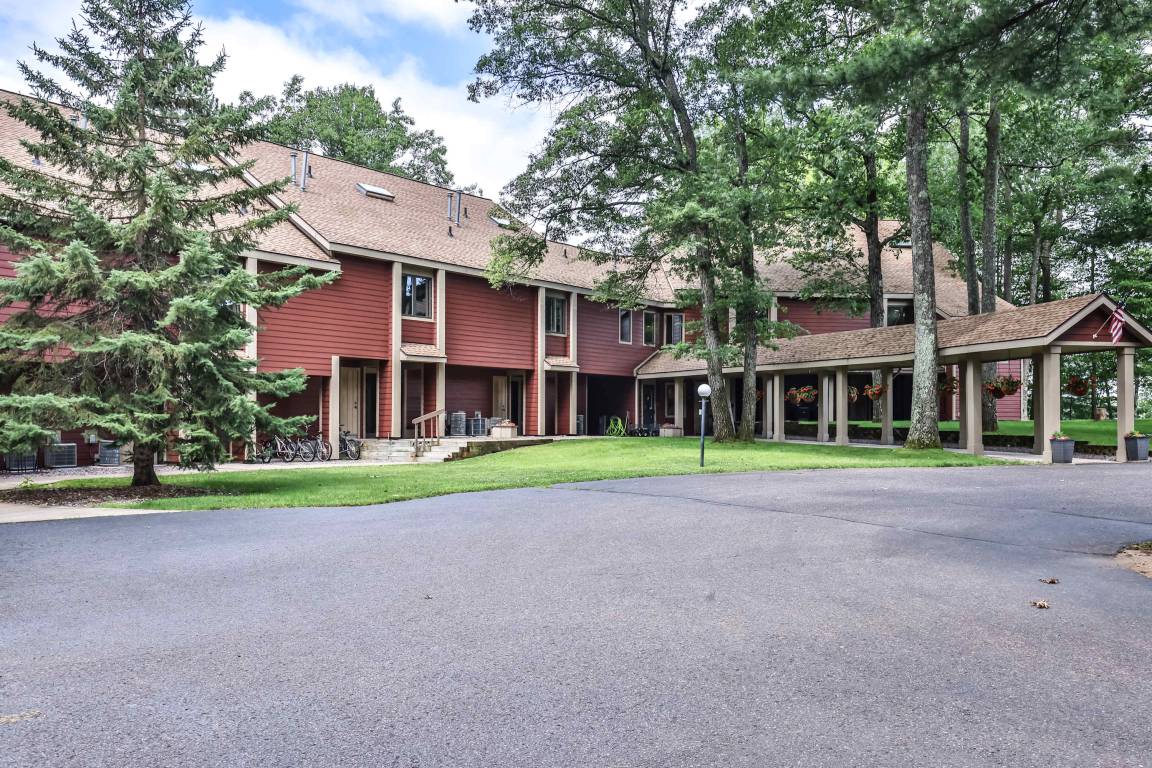 Apartment ∙ 1 Bedroom ∙ 4 Guests - Minocqua, WI