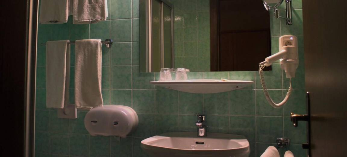 39 M² Hotelli ∙ 1 Makuuhuone ∙ 4 Vierasta - Flachau
