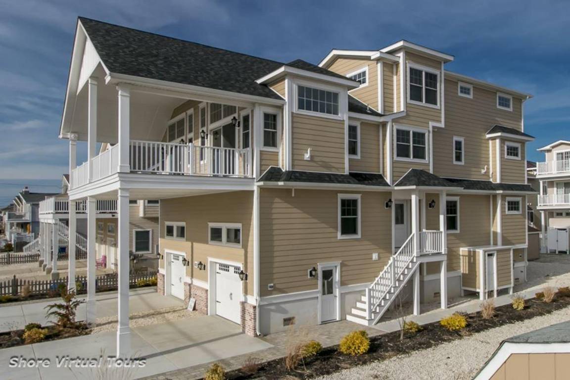 Condo ∙ 6 Bedrooms ∙ 12 Guests - Sea Isle City, NJ