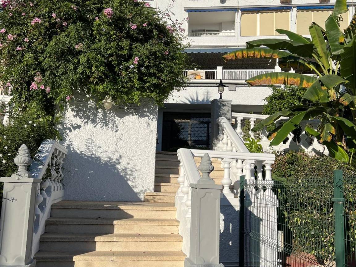 60 M² Apartamento ∙ 2 Habitaciones ∙ 3 Huéspedes - Torremolinos
