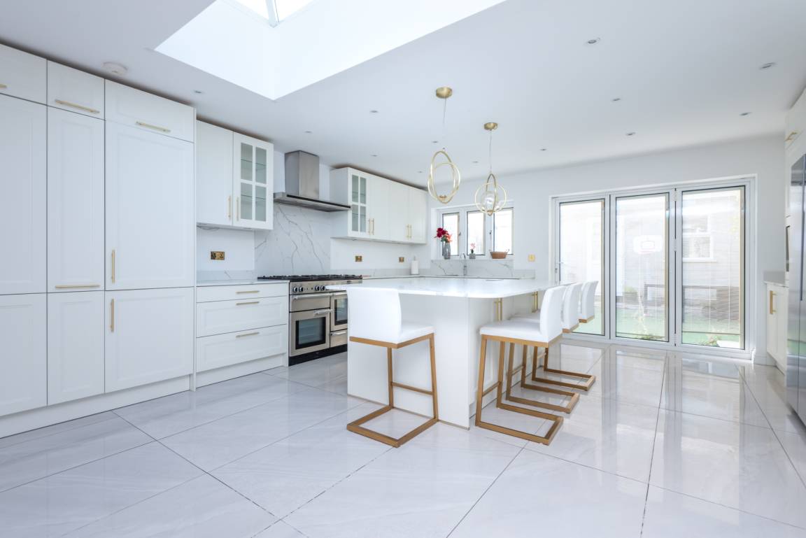 120 M² House ∙ 4 Bedrooms ∙ 8 Guests - Twickenham
