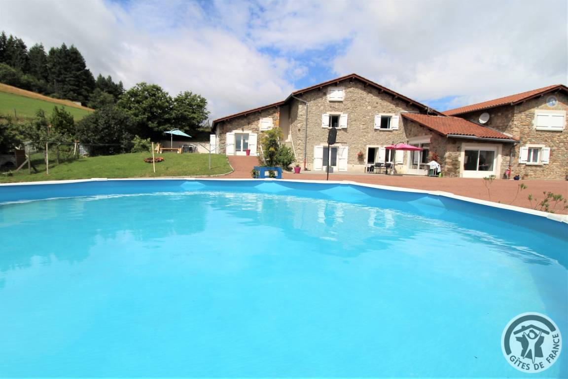 35 M² Gîte ∙ 1 Chambre ∙ 4 Personnes - Tarare