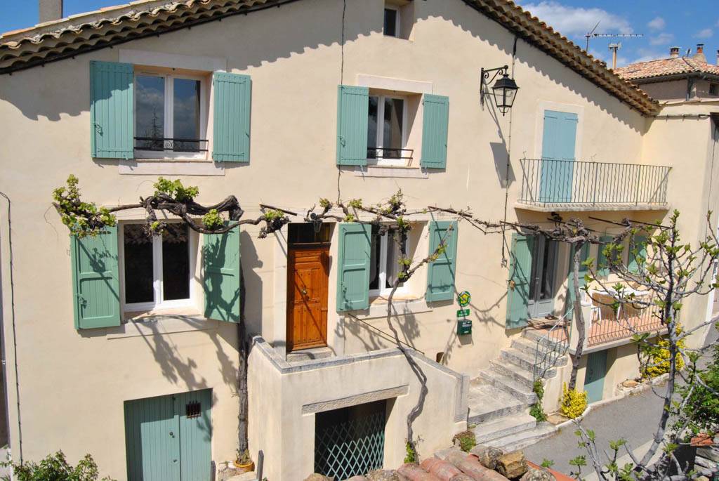 96 M² Gîte ∙ 2 Chambres ∙ 5 Personnes - Alpes