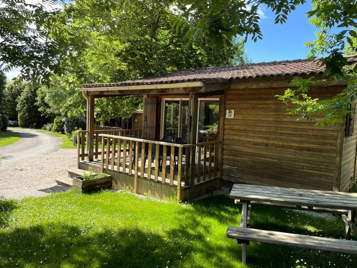 31 M² Chalet ∙ 2 Slaapkamers ∙ 6 Gasten - Tarn