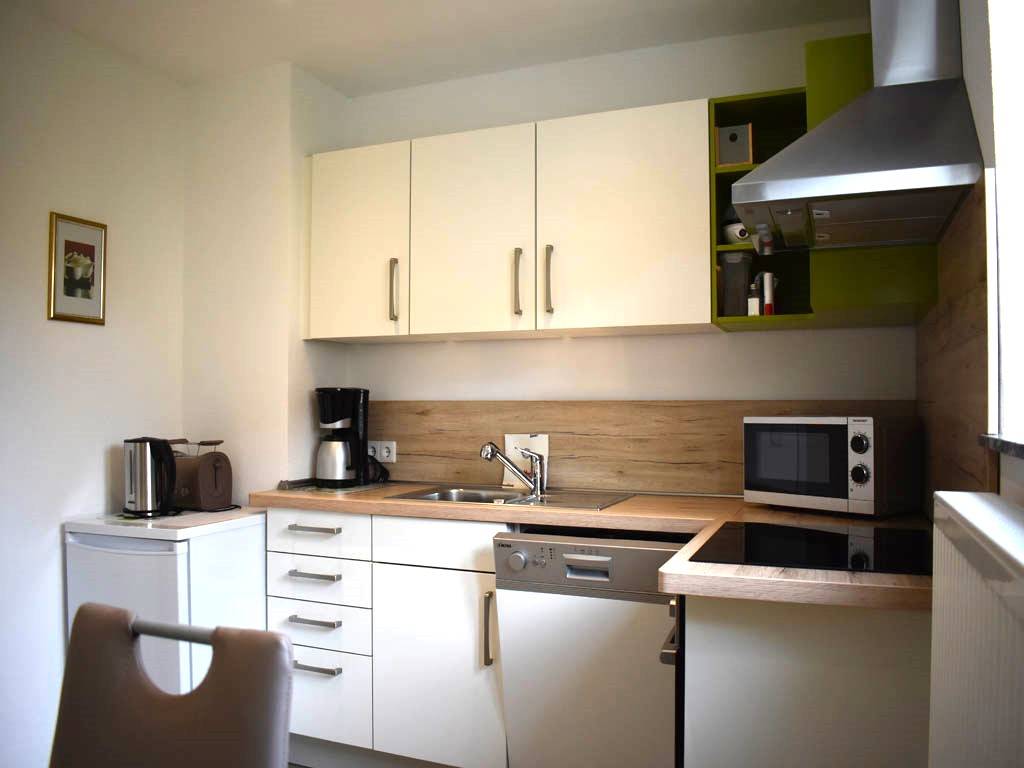 Ferienwohnung ∙ 2 Schlafzimmer ∙ 4 Gäste - Leipheim
