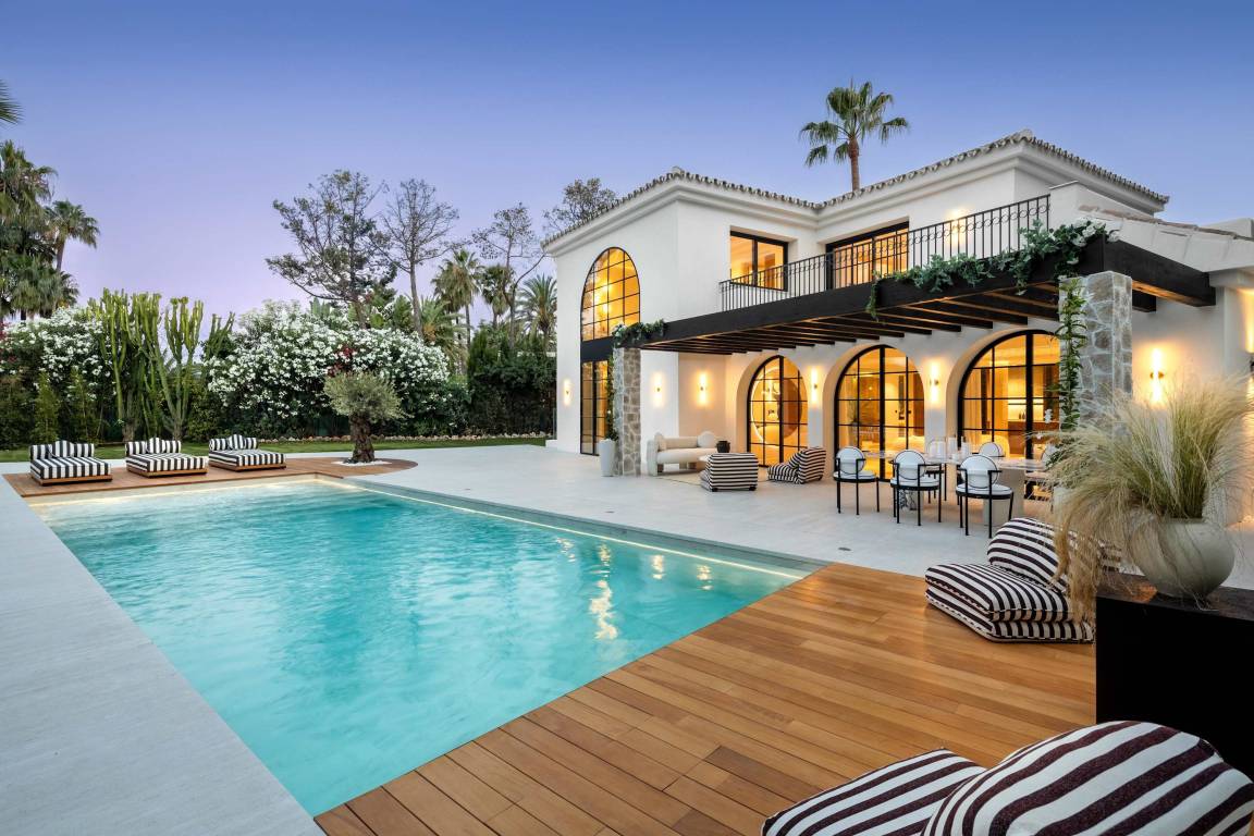 474 M² Villa ∙ 5 Schlafzimmer ∙ 10 Gäste - Puerto Banús