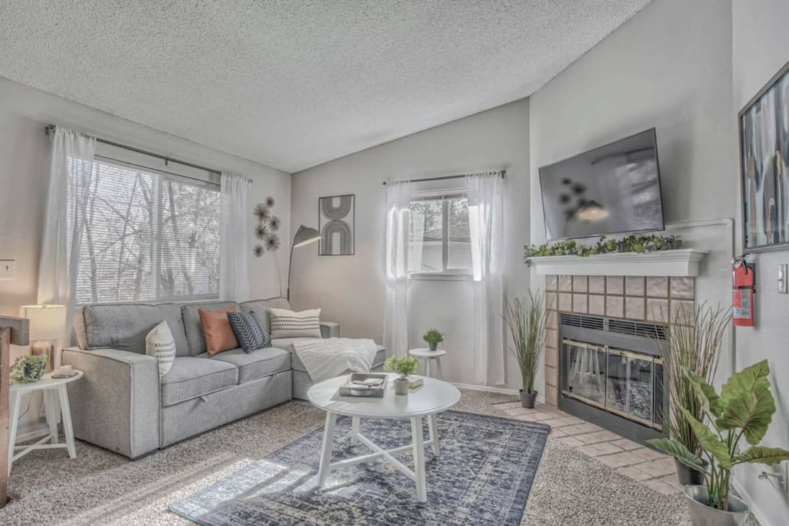 Apartamento ∙ 2 Habitaciones ∙ 4 Huéspedes - Colorado Springs, CO