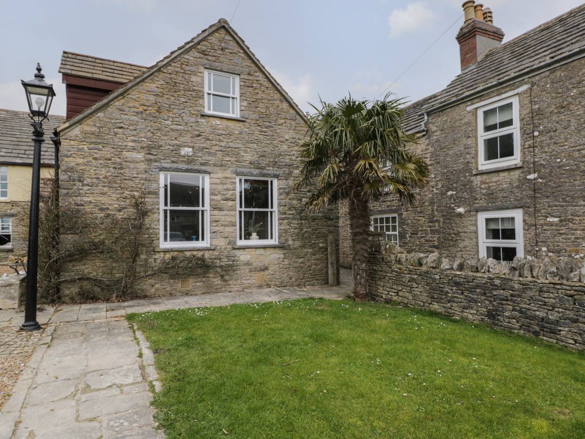 Cottage ∙ 2 Bedrooms ∙ 4 Guests - Corfe Castle