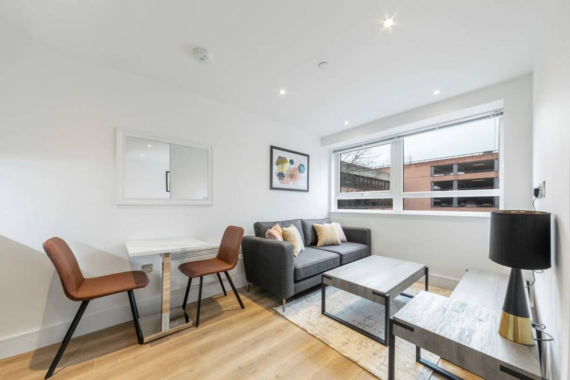 37 M² Apartment ∙ 2 Guests - West Sussex