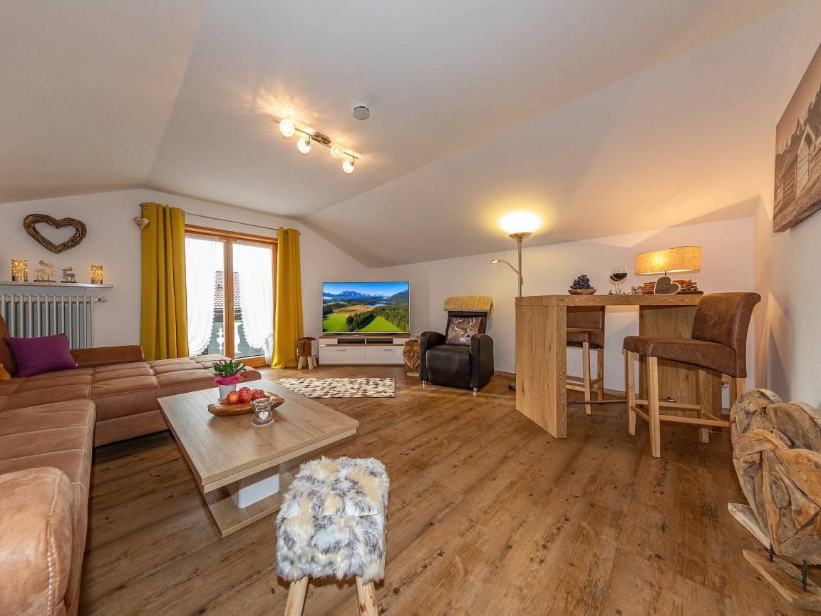 70 M² Ferienwohnung ∙ 1 Schlafzimmer ∙ 3 Gäste - Kochel am See