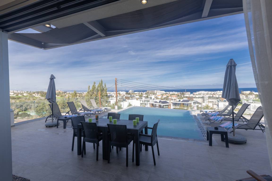 170 M² Villa ∙ 4 Schlafzimmer ∙ 9 Gäste - Protaras