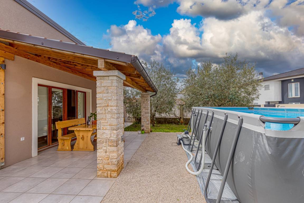 41 M² Ferienwohnung ∙ 1 Schlafzimmer ∙ 3 Gäste - Pula