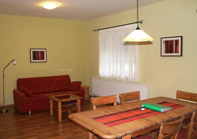 70 M² Ferienwohnung ∙ 1 Schlafzimmer ∙ 5 Gäste - Gols