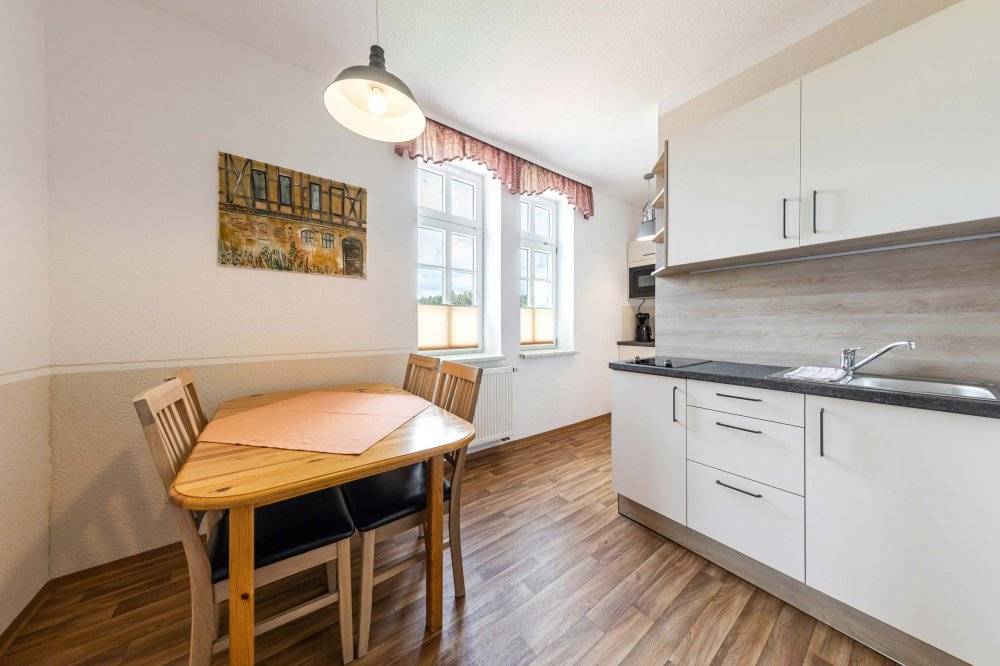 50 M² Ferienwohnung ∙ 1 Schlafzimmer ∙ 4 Gäste - Rudolstadt
