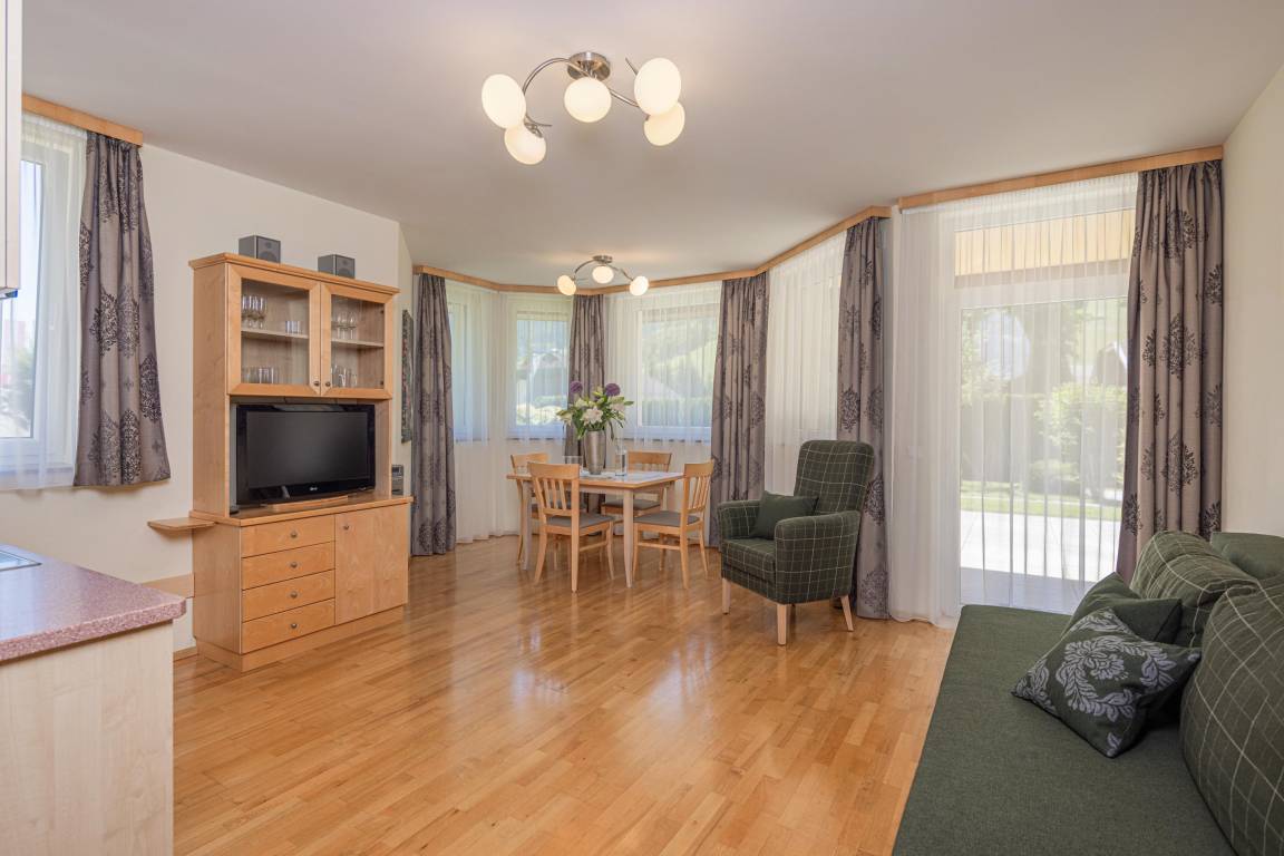 60 M² Ferienwohnung ∙ 2 Schlafzimmer ∙ 6 Gäste - Bad Kleinkirchheim