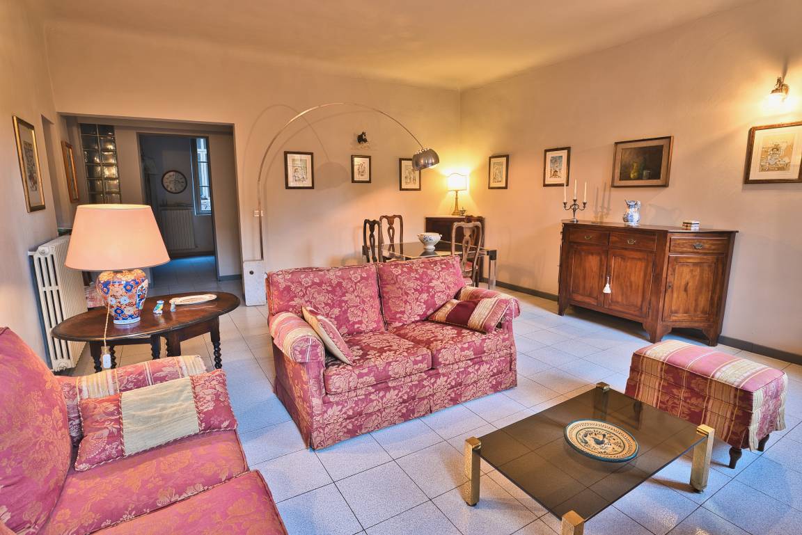 94 M² Apartamento ∙ 3 Habitaciones ∙ 6 Huéspedes - Lucca