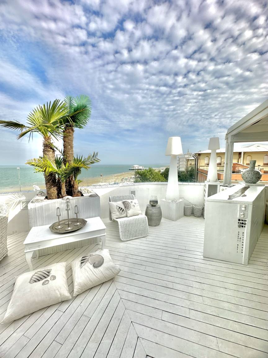 Apartment ∙ 2 Bedrooms ∙ 6 Guests - Senigallia