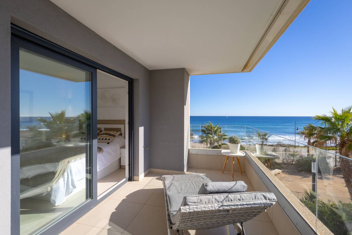 109 M² Apartamento ∙ 3 Habitaciones ∙ 6 Huéspedes - La Mata