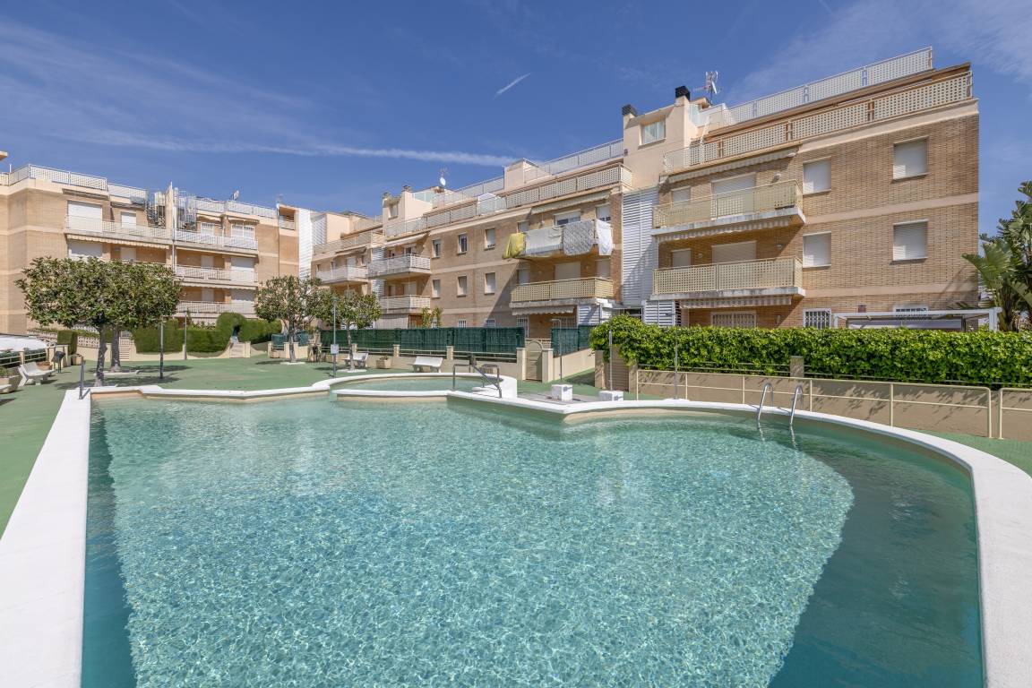 68 M² Appartement ∙ 2 Chambres ∙ 6 Personnes - Cunit