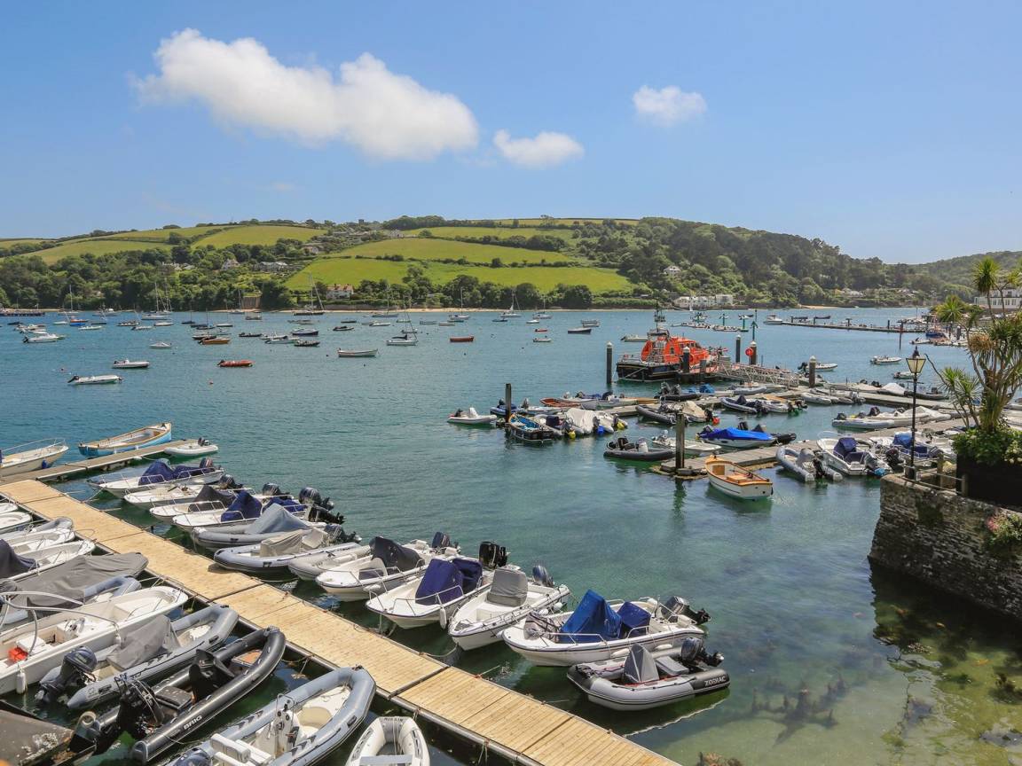 Cottage ∙ 3 Bedrooms ∙ 5 Guests - Salcombe