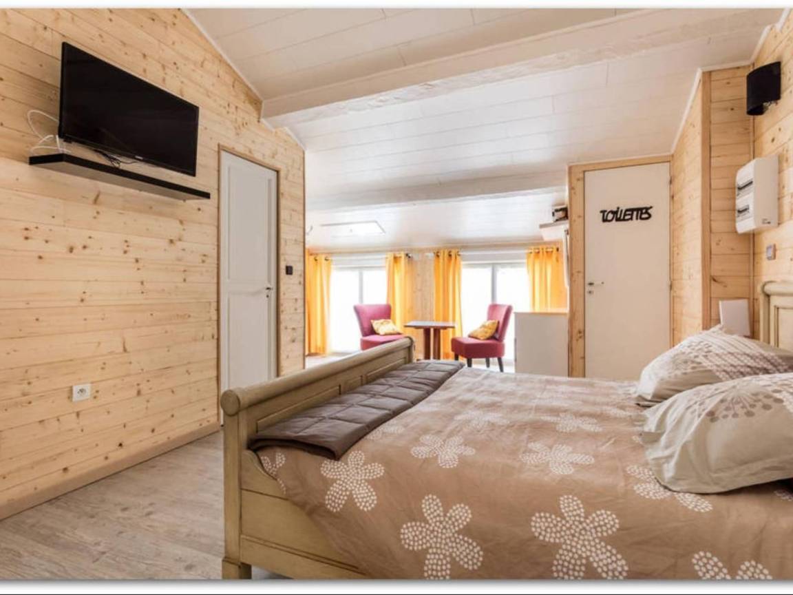 100 M² Apartamento ∙ 2 Habitaciones ∙ 2 Huéspedes - Béziers