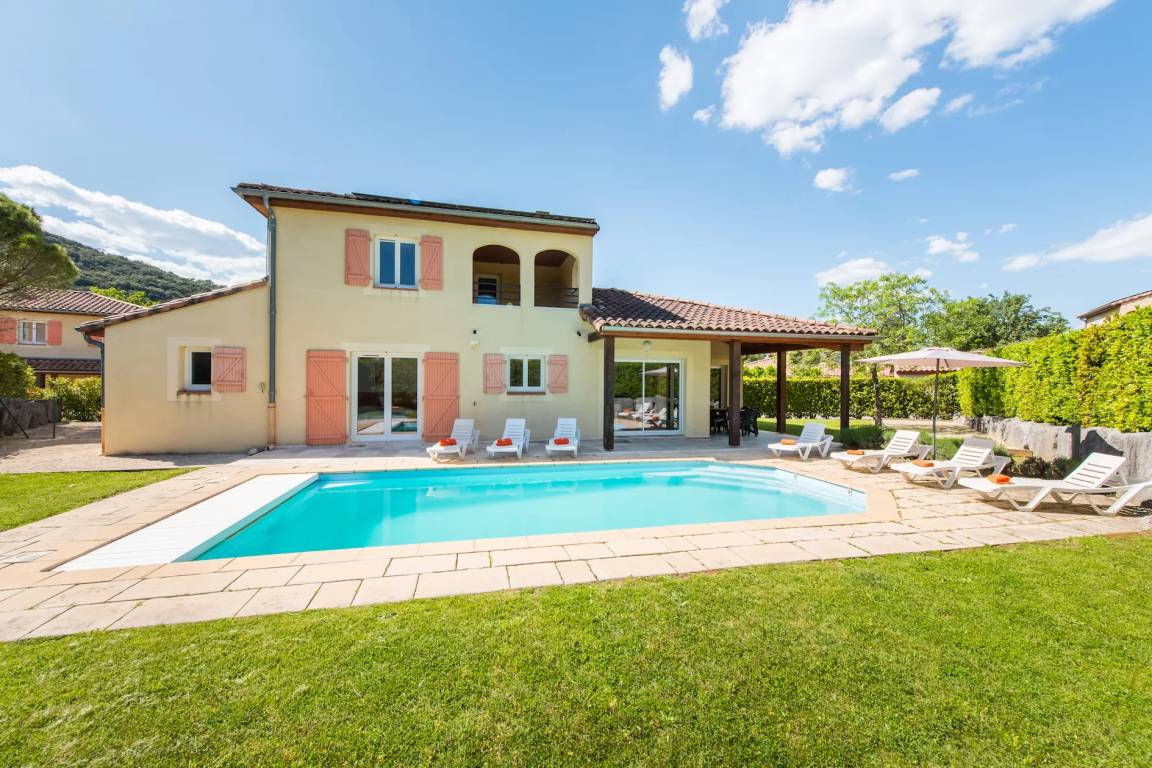 Ferienhaus ∙ 5 Schlafzimmer ∙ 10 Gäste - Barjac