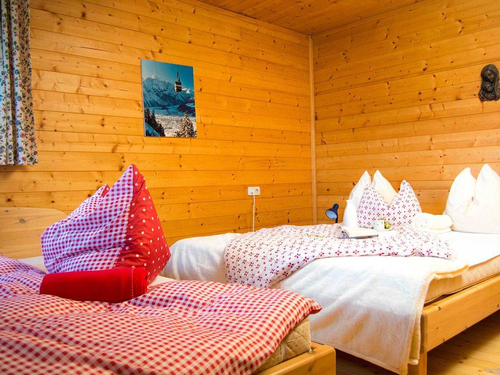 70 M² Ferienhaus ∙ 2 Schlafzimmer ∙ 8 Gäste - Lienz