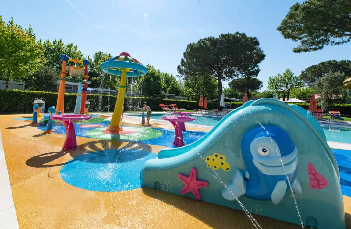 24 M² Caravan ∙ 2 Bedrooms ∙ 4 Guests - Venice