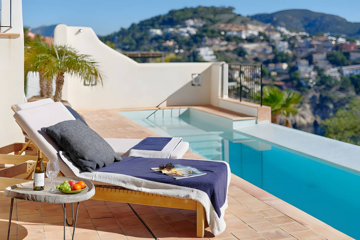 295 M² Villa ∙ 5 Bedrooms ∙ 6 Guests - Andratx