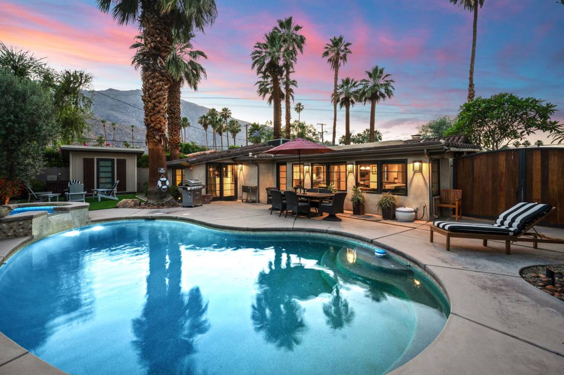 House ∙ 2 Bedrooms ∙ 4 Guests - Palm Springs, CA